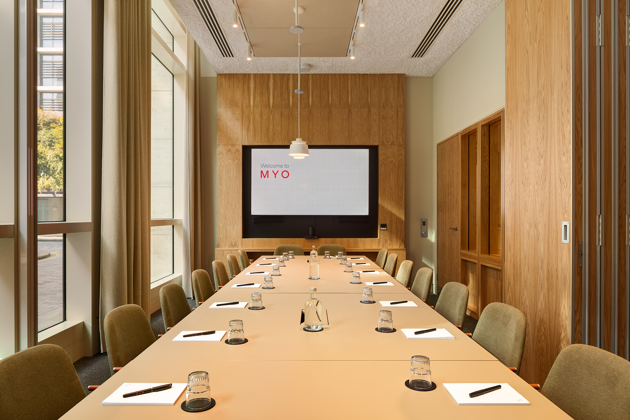 Myo New Street Square Office Tour : Myo